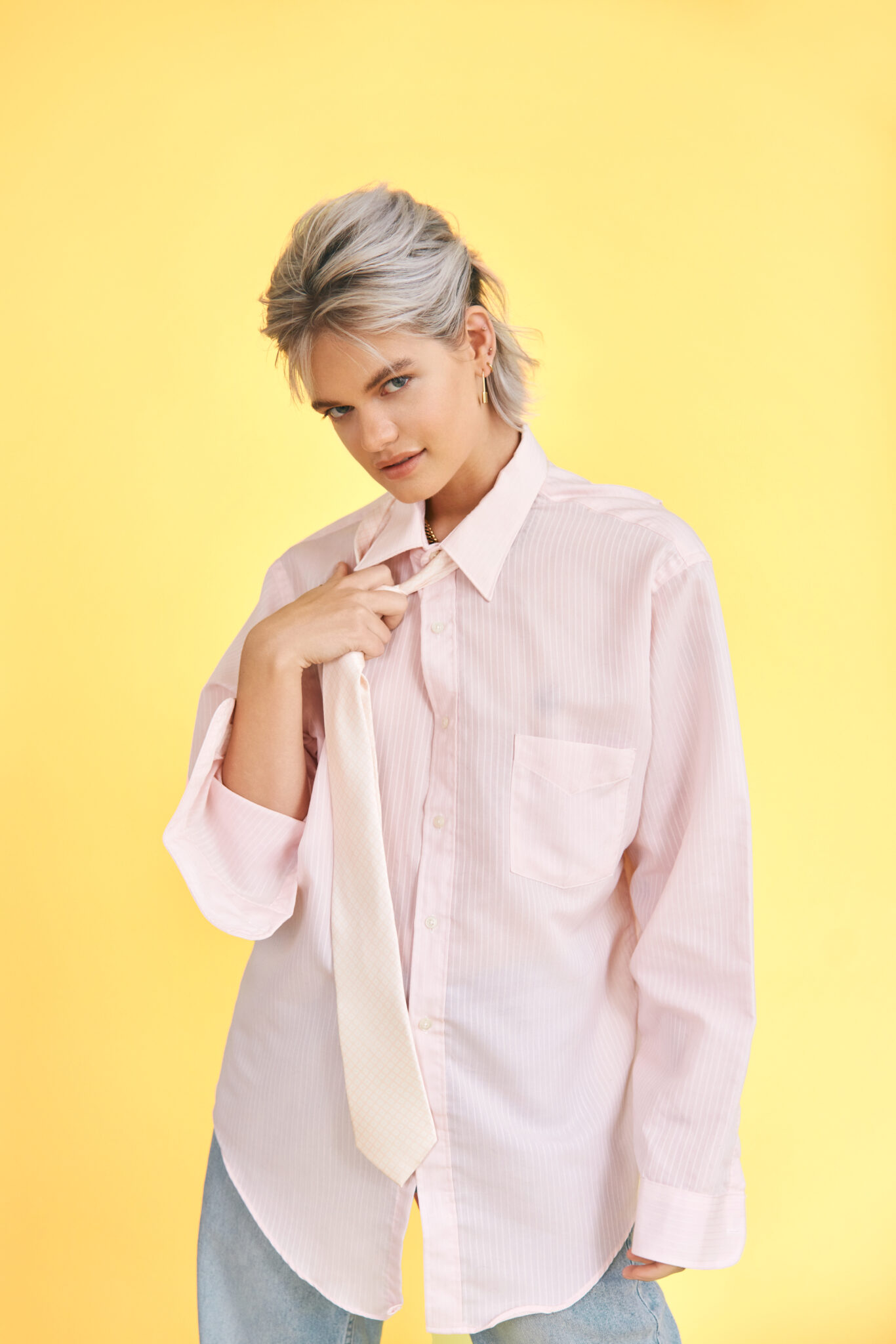 Annelle Staal Hopes You Romanticize Sunny Drives to “My Girl ...