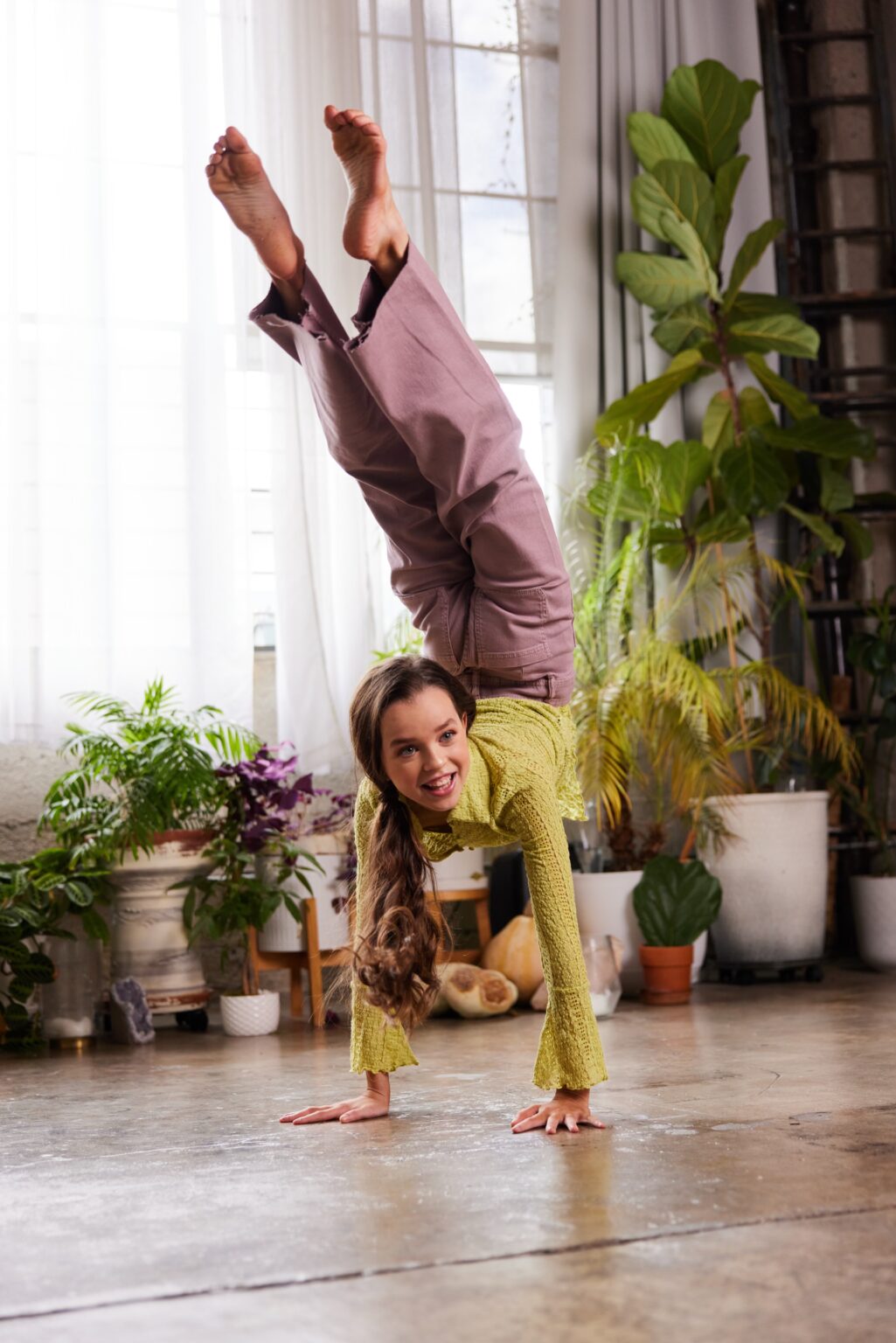 Tatum Brady Says Her Debut Single “I’m Gonna Fly” is All About ...